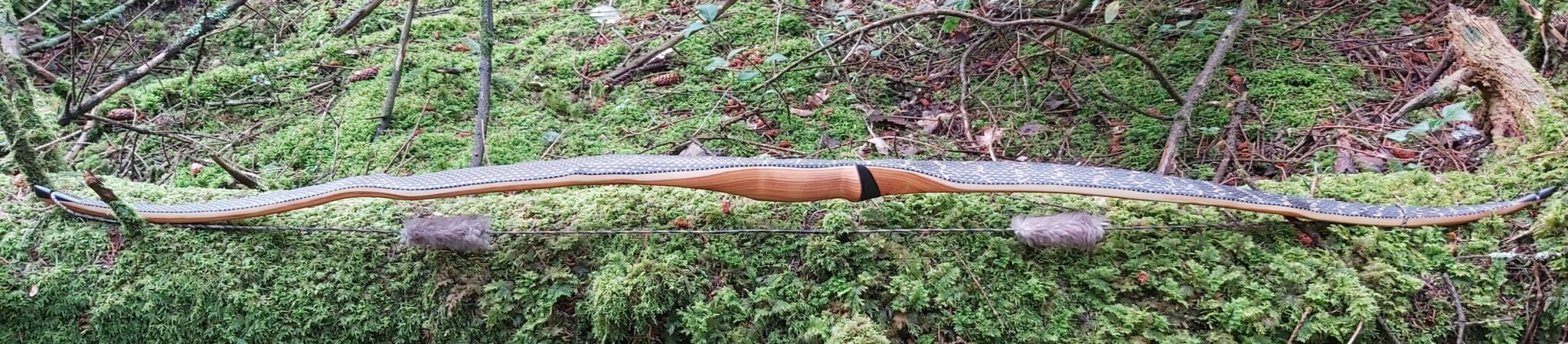 Yew snake skin and rawhide backed Deflex/Reflex Longbow. 56#@26” (Bow ...