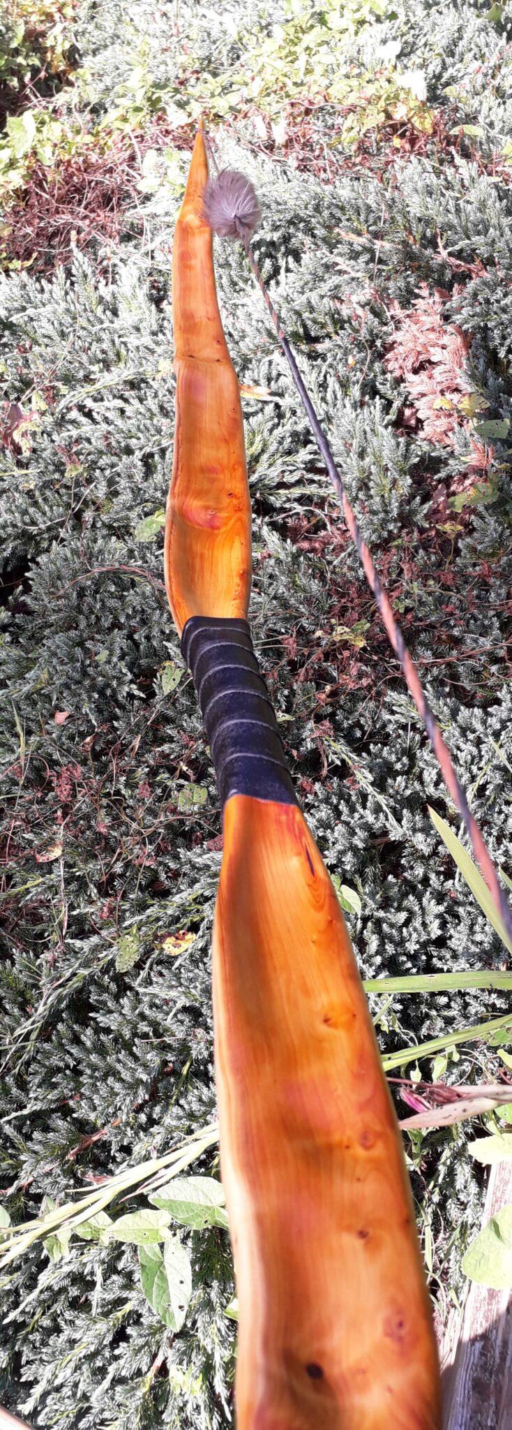 Primitive Character Yew Flat bow 52#@28” (Bow no. 14) - Southmoor Bows